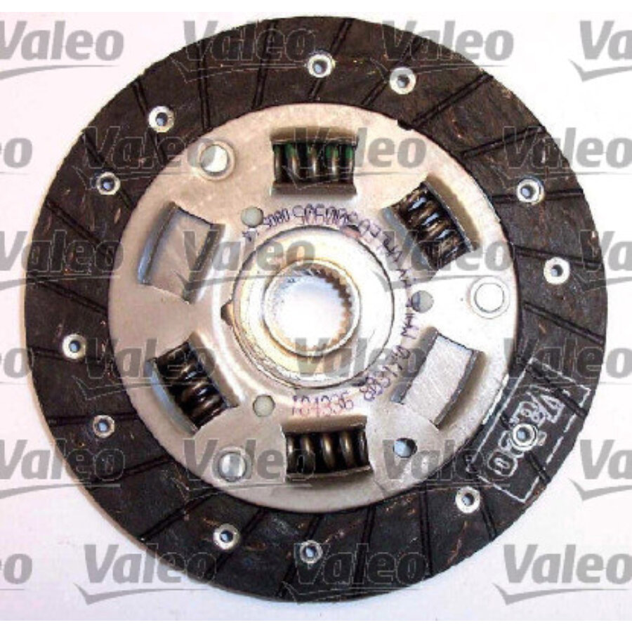 Kit d'embrayage 3 pièces VALEO 801415 : Norauto.fr