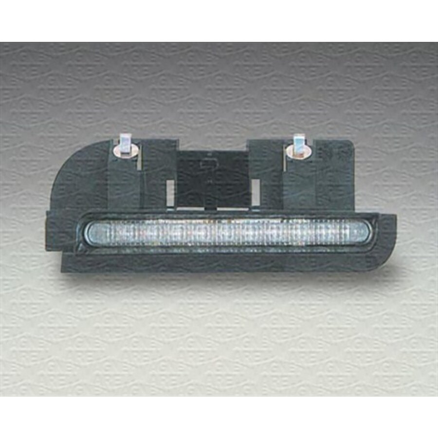 3EME FEU STOP - Norauto